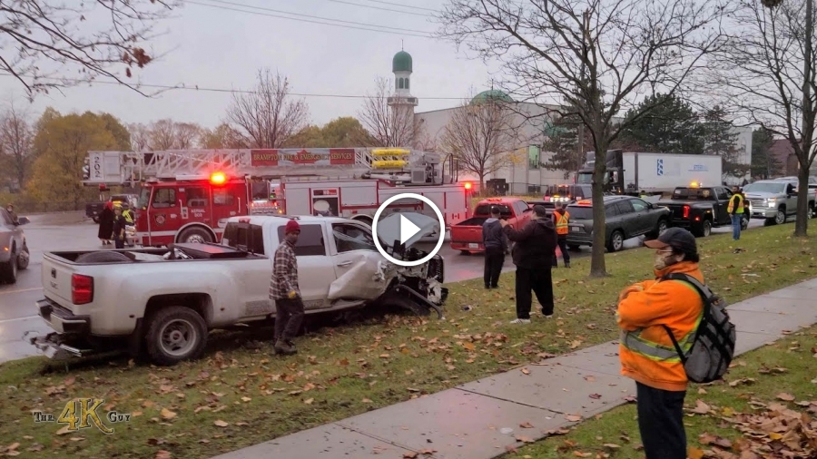 Brampton: Tow truck involved in Torbram Road multi-vehicle crash 11-17-2021