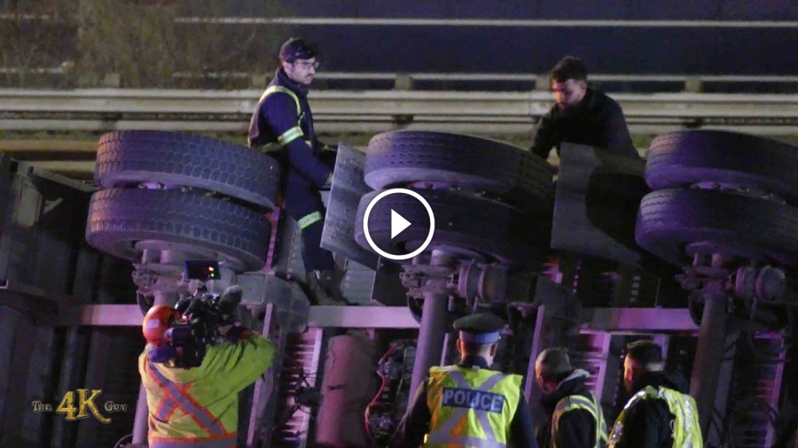 Mississauga: Truck rollover entirely shuts down the 401 at Renforth 4 ...