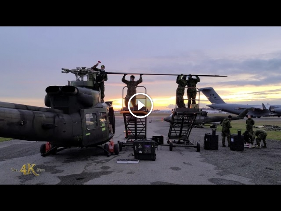 Canada: CH-146 offload + rotor blade setup after transport from CFB ...
